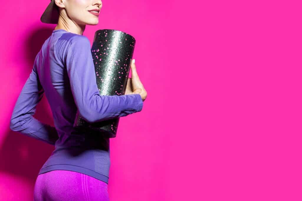 Foam Rolling for Shin Splints: Why and How to Do It - Snacking in Sneakers